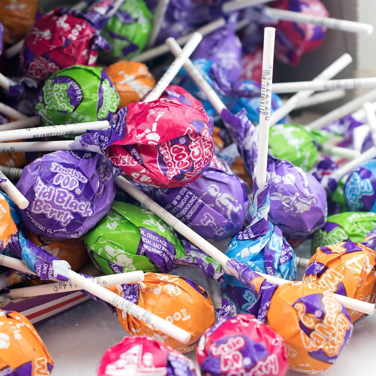 TOOTSIE POPS WILD BERRY FLAVORS – The Penny Candy Store